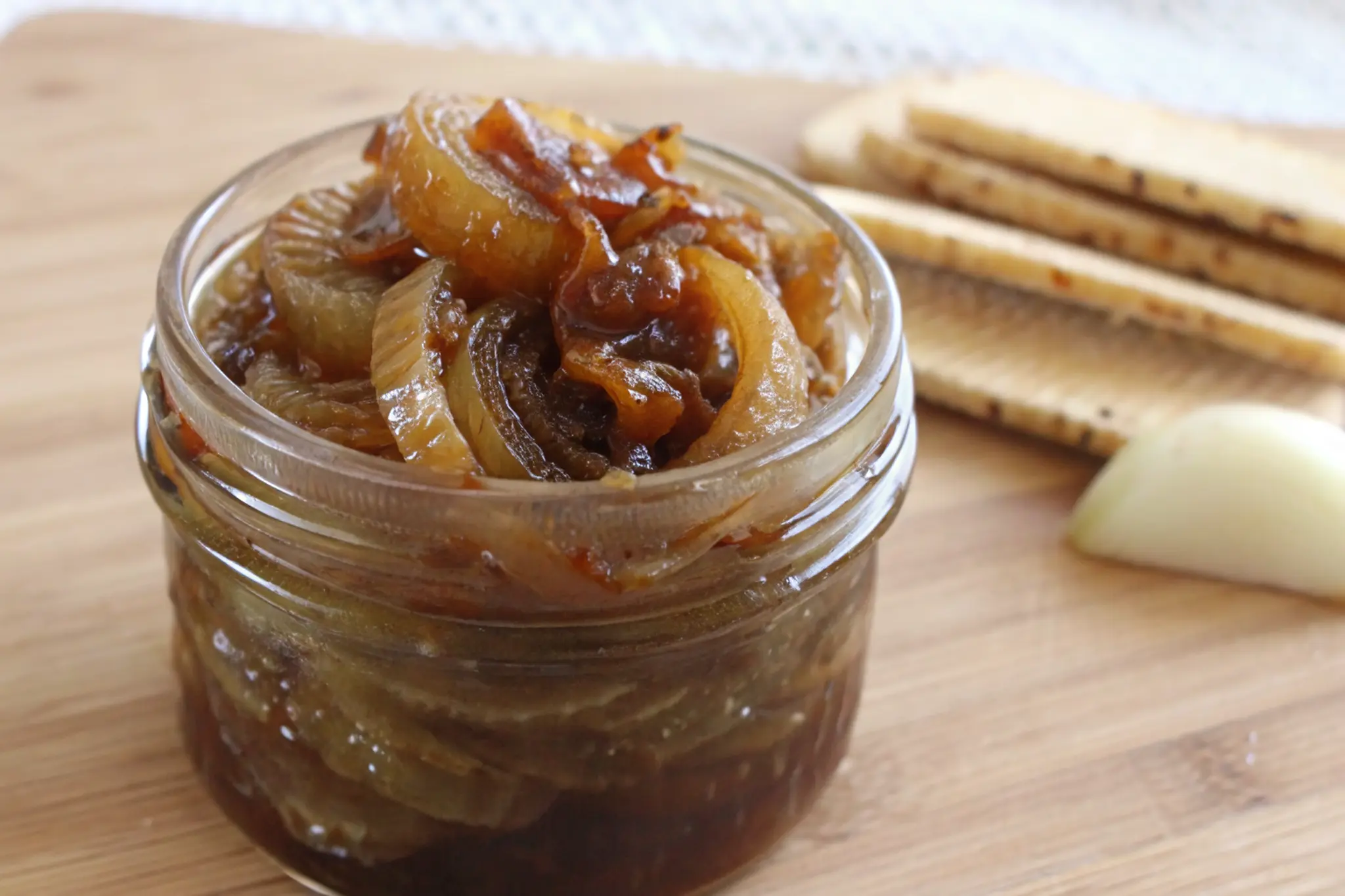 Oignons Caramélisés à l’Érable et Balsamique, Une Condiment Sucré-Salé ...